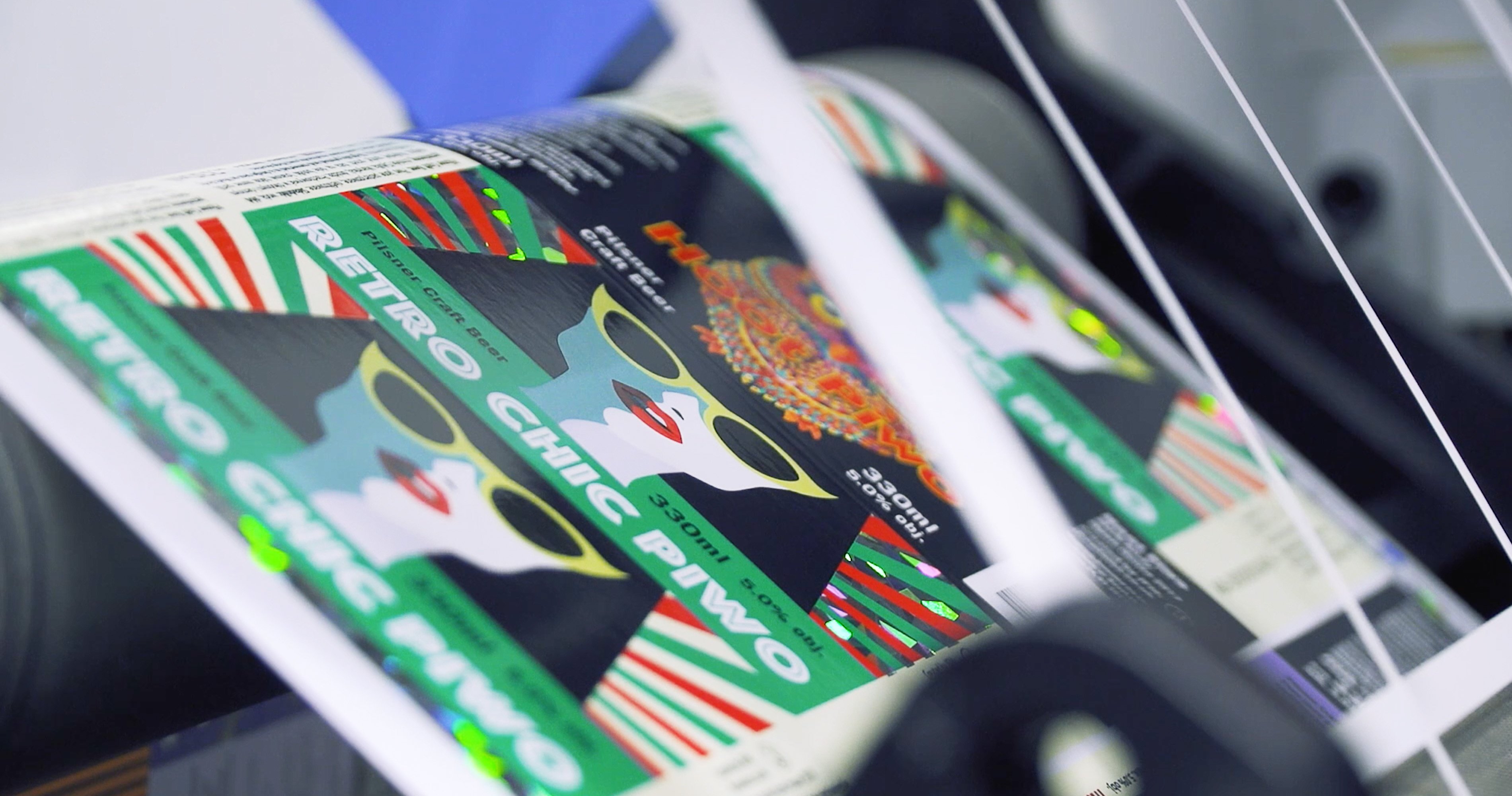 Flexo or Digital Hybrid: Which Production Method is Right for You?