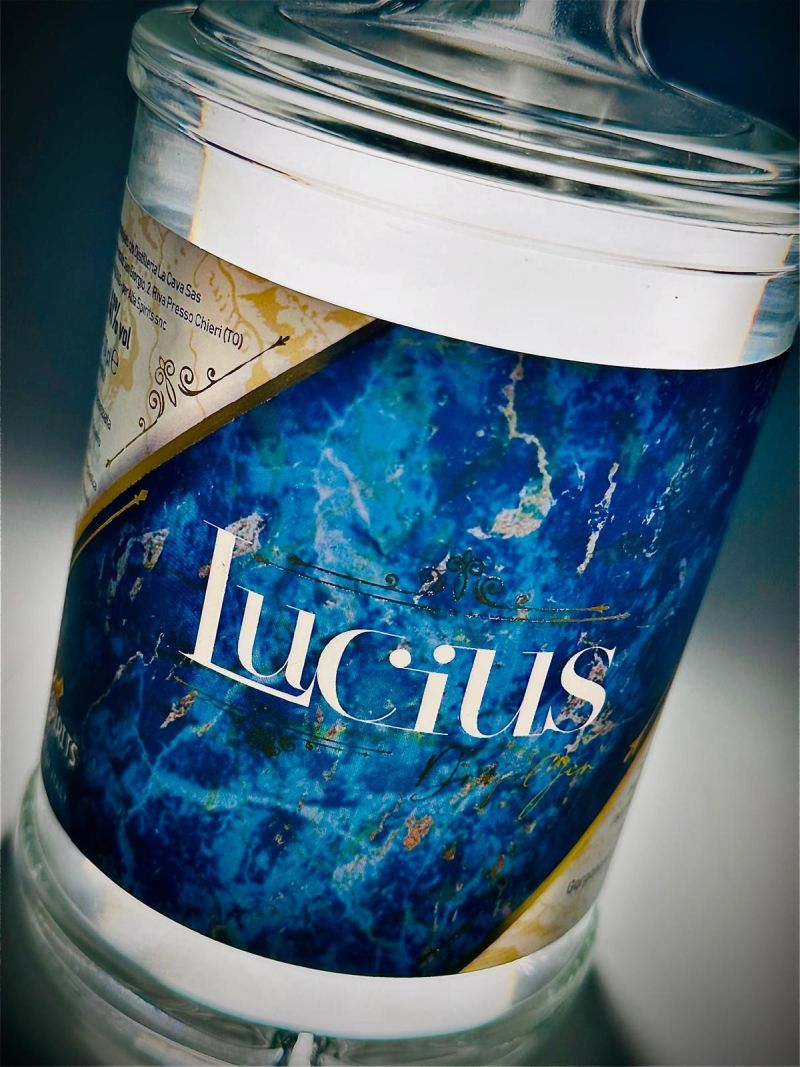 Italian label converter Decograph wins BestinFlexo 2025 award for label printed on a Mark Andy ...